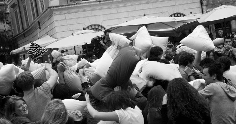 Mob Mentality - This American Life